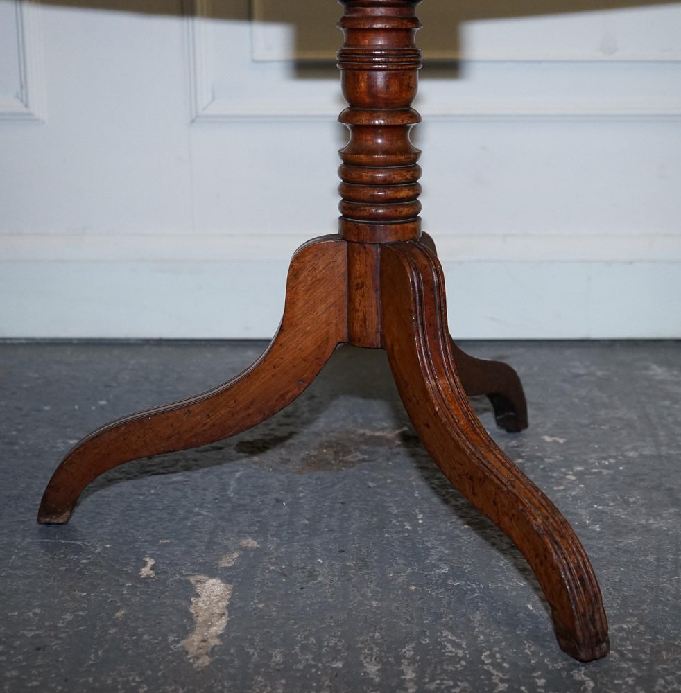 19th Century English Oak Rectangle Tripod Tilt Top Table for sale at Pamono