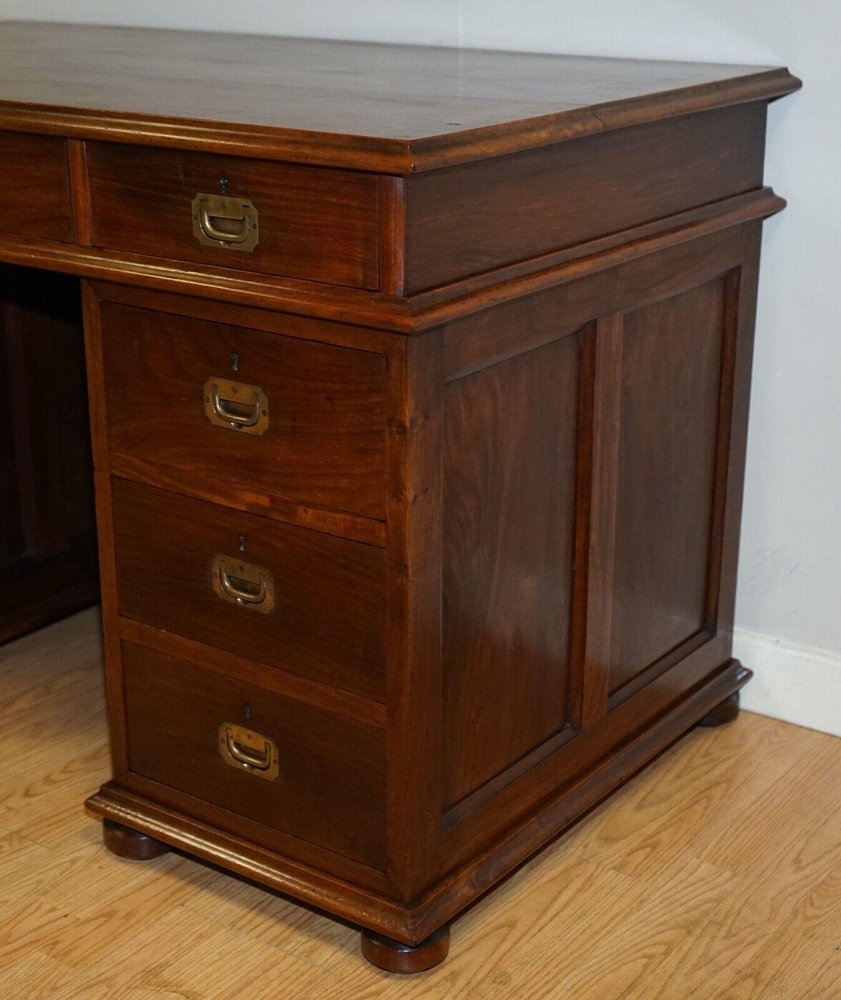 Victoria Regina Military Campaign Pedestal Desk, 1880s for sale at Pamono