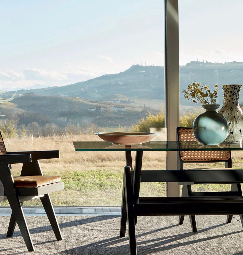 Capitol Complex Table from Cassina for sale at Pamono