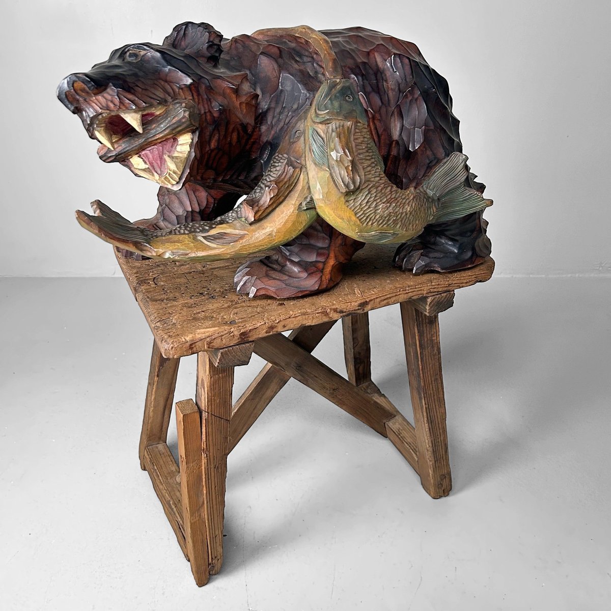 Japanese Hand-Carved Wooden Bear, 1950s for sale at Pamono
