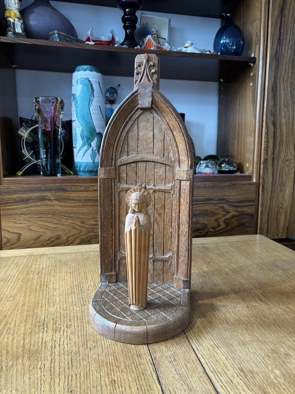 Mid-Century Carved Oak Table Lamp Base for sale at Pamono