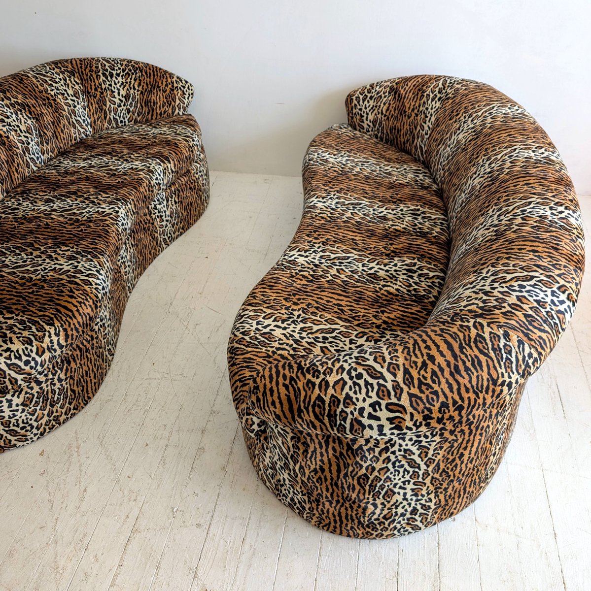 Large Vintage Leopard Print Sofas, 1980s, Set of 2 for sale at Pamono