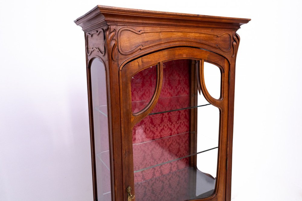 Art Nouveau Display Case, France, 1910s for sale at Pamono
