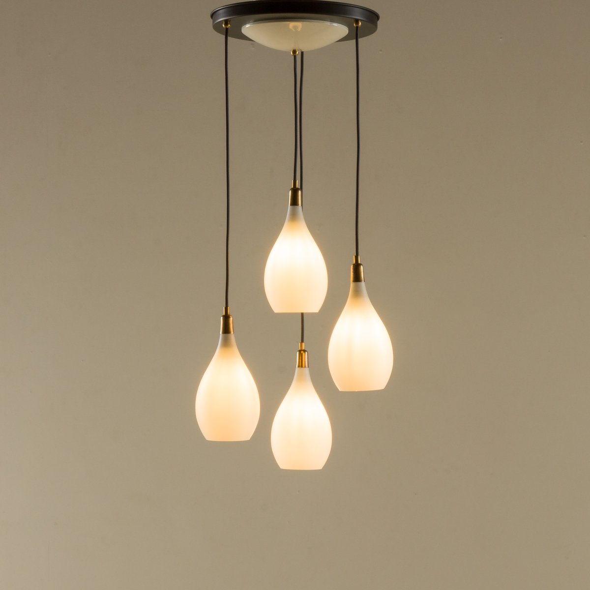 Vintage Italian Hanging Light in Opaline Glass, 1960s for sale at Pamono