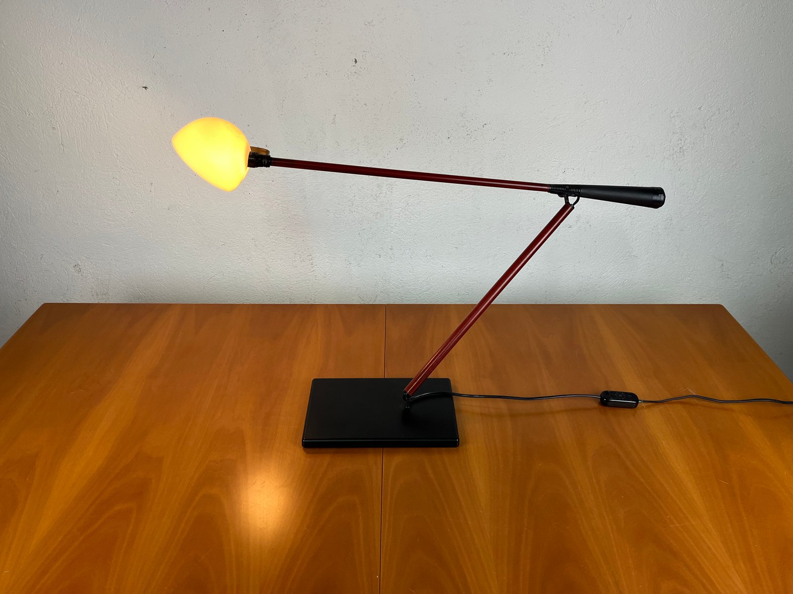 Model 613 Table Lamp by Paolo Rizzatto for Arteluce, 1970s for sale at Pamono