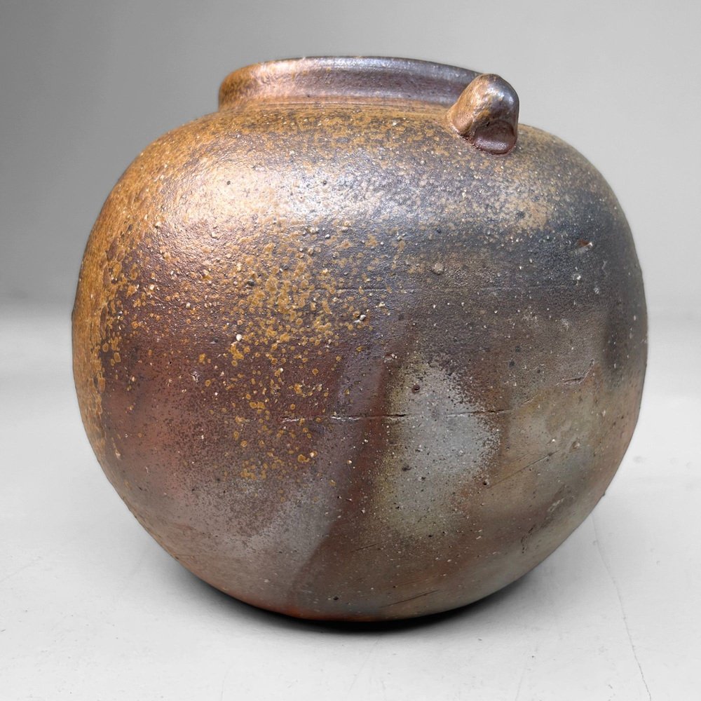 Bizen-Yaki Ikebana Vase by Horie Shōzan 1980s. for sale at Pamono