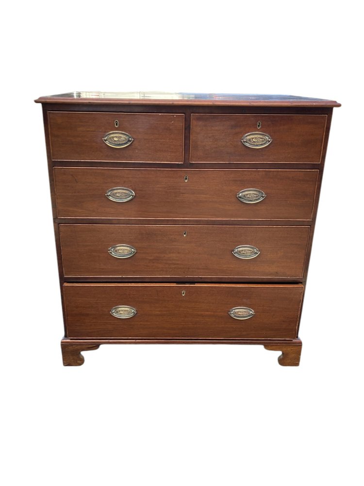 Georgian Mahogany Two Over Three Five Drawer Chest for sale at Pamono
