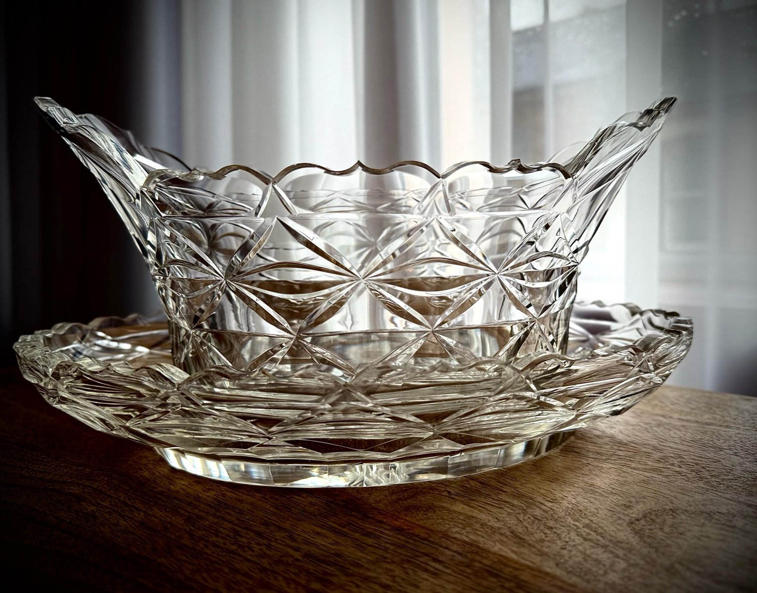 Georgian Irish Cut-Glass Bowls with Original Underplates, 1800s, Set of ...