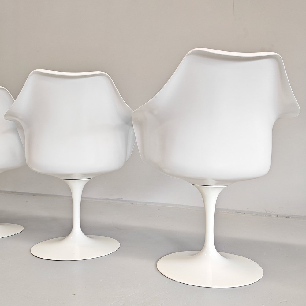 Vintage Space Age Chairs by Eero Saarinen for Knoll, 2000s, Set of 6 ...
