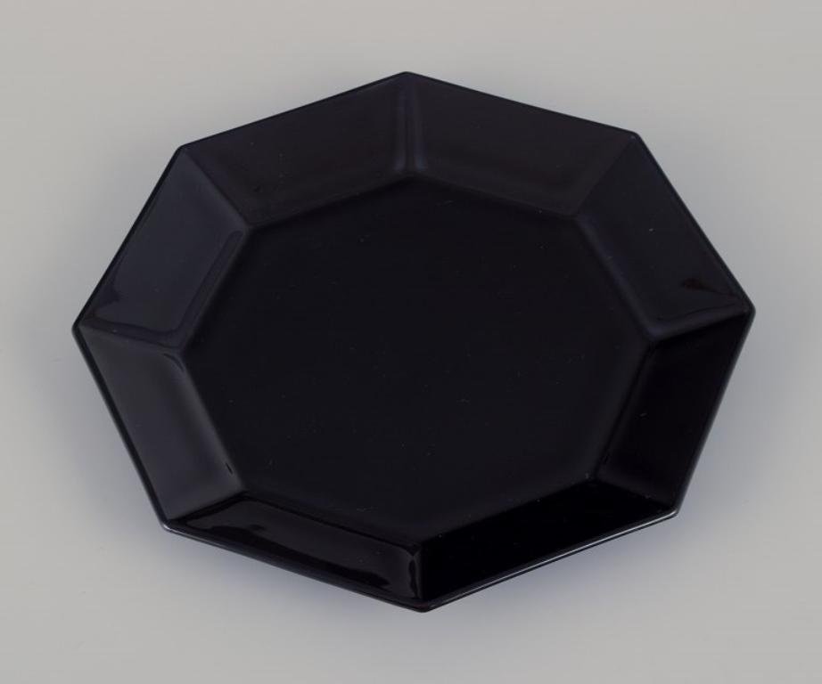Octagonal Plates in Black Glass from Arcoroc, France, 1970s-1980s, Set ...