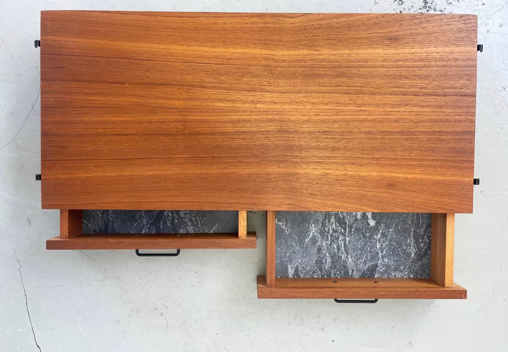 Mid-Century String Shelf in Teak Veneer by Tomado, Netherlands, 1960s ...