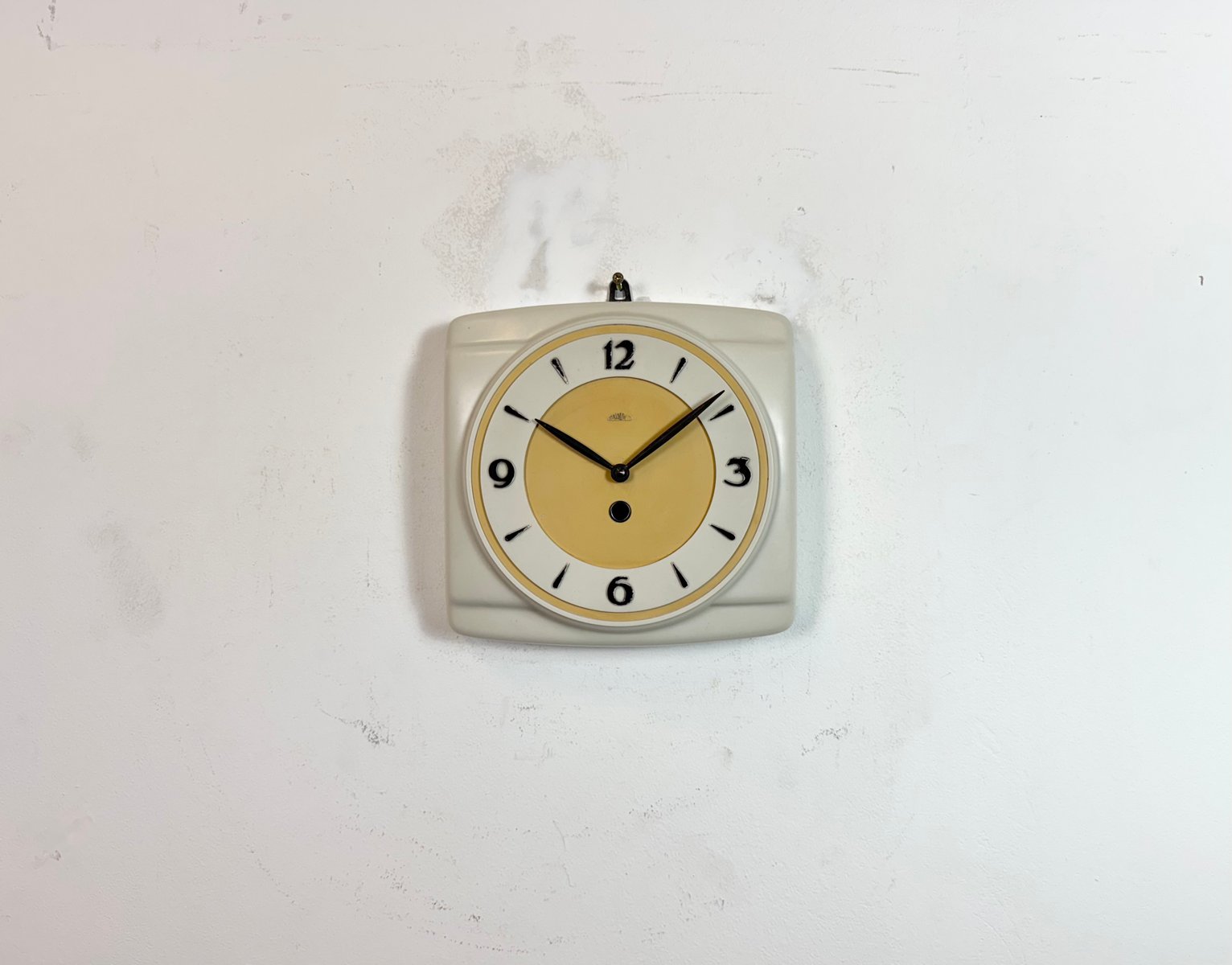 Vintage Beige Bakelite Wall Clock from Prim, 1950s for sale at Pamono
