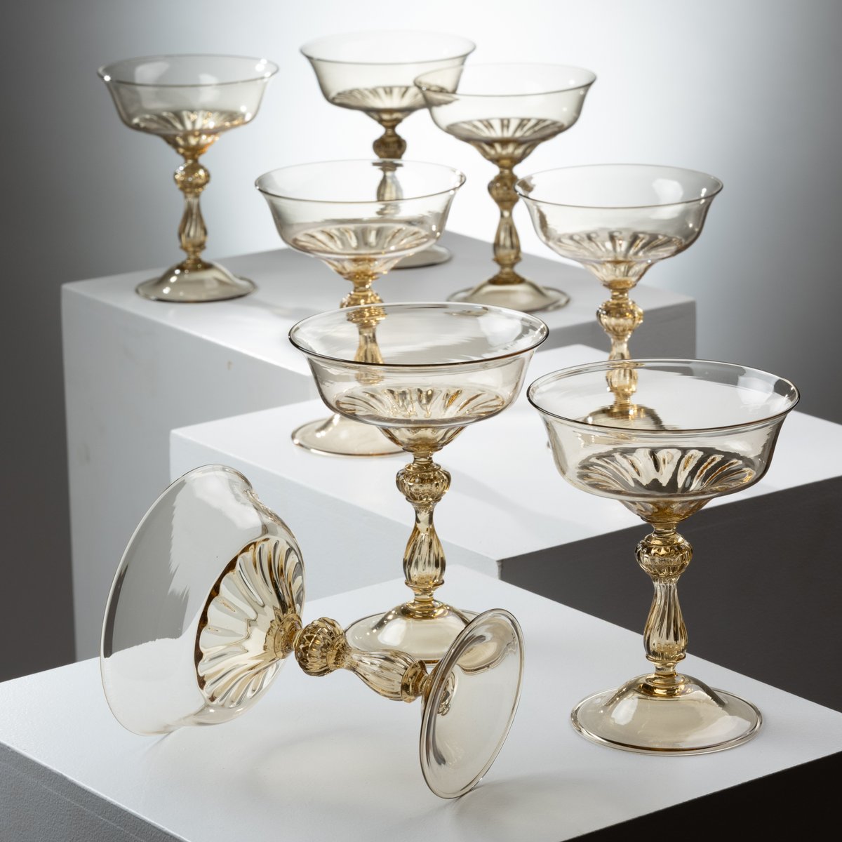 Baroque Glass Set from Venini, 1940s, Set of 8 for sale at Pamono