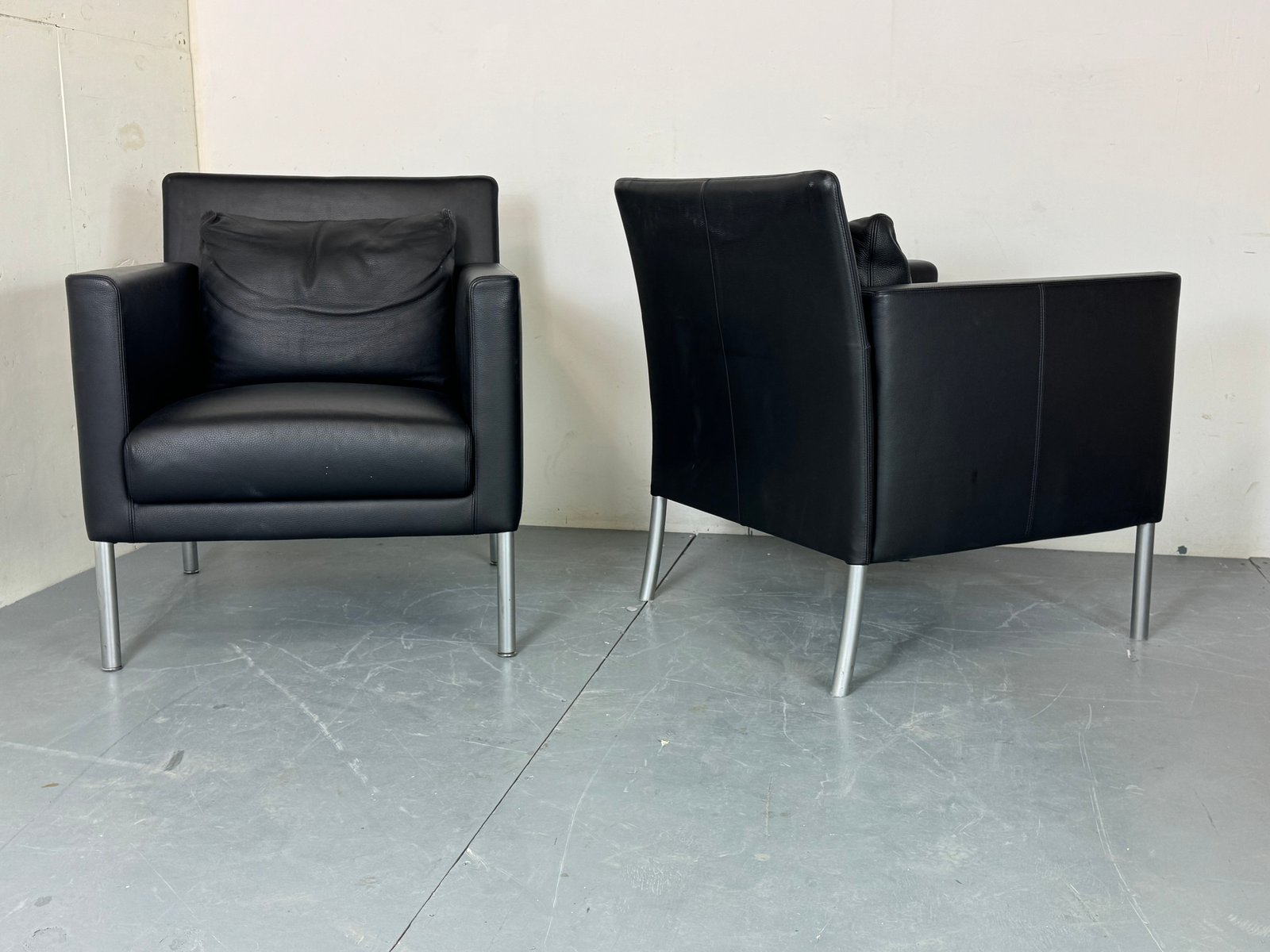 Modernist German Black Leather and Steel Lounge Chairs from Walter ...