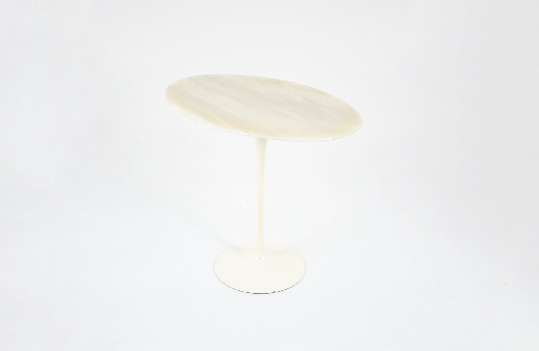 Oval Side Table by Eero Saarinen for Knoll International, 1960s for ...