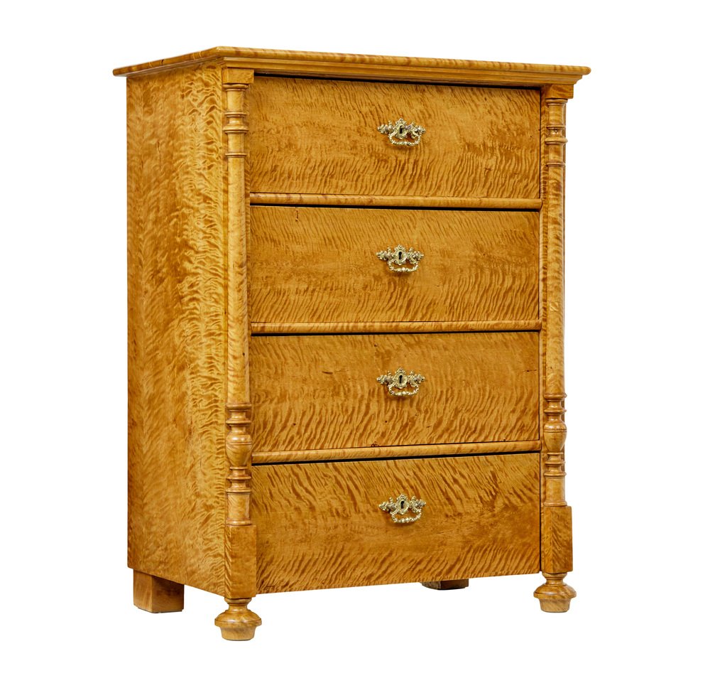 Swedish Tiger Birch Chest of Drawers, 1890 for sale at Pamono