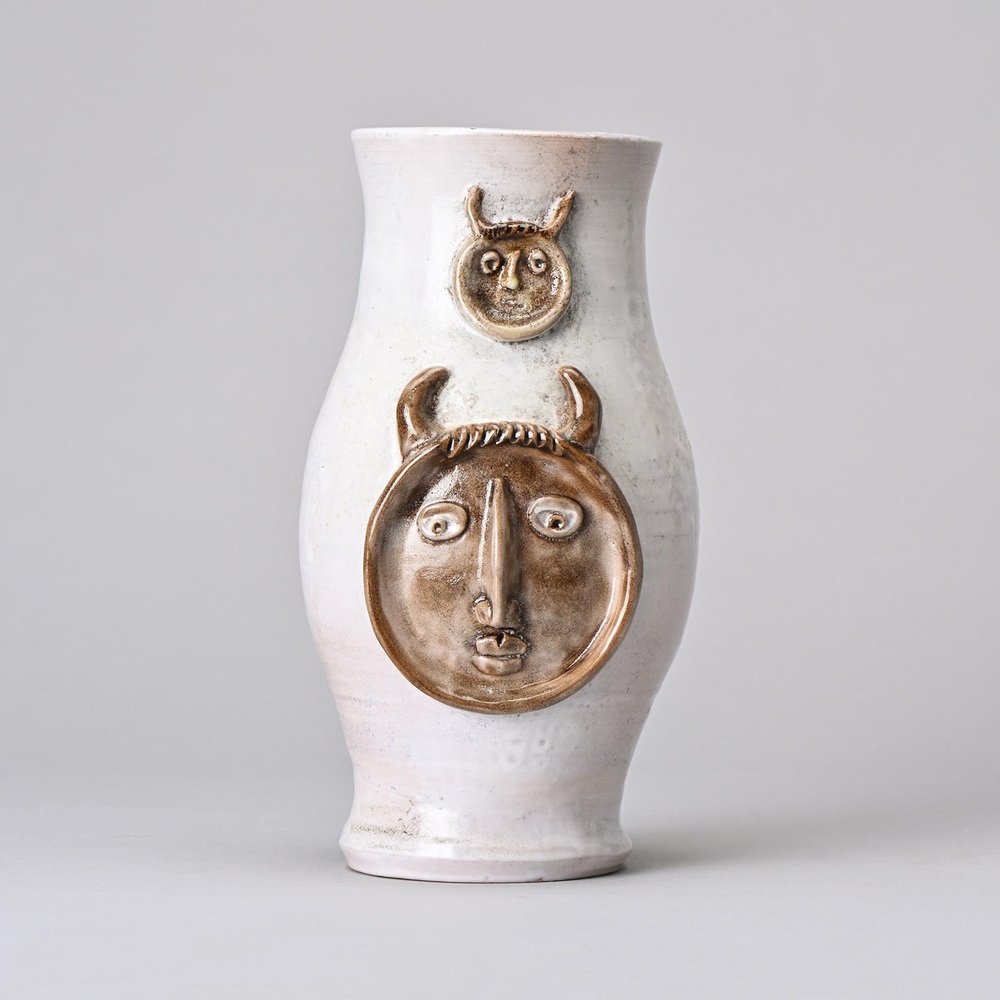 Faces Vase by Robert and Jean Cloutier, 1965 for sale at Pamono