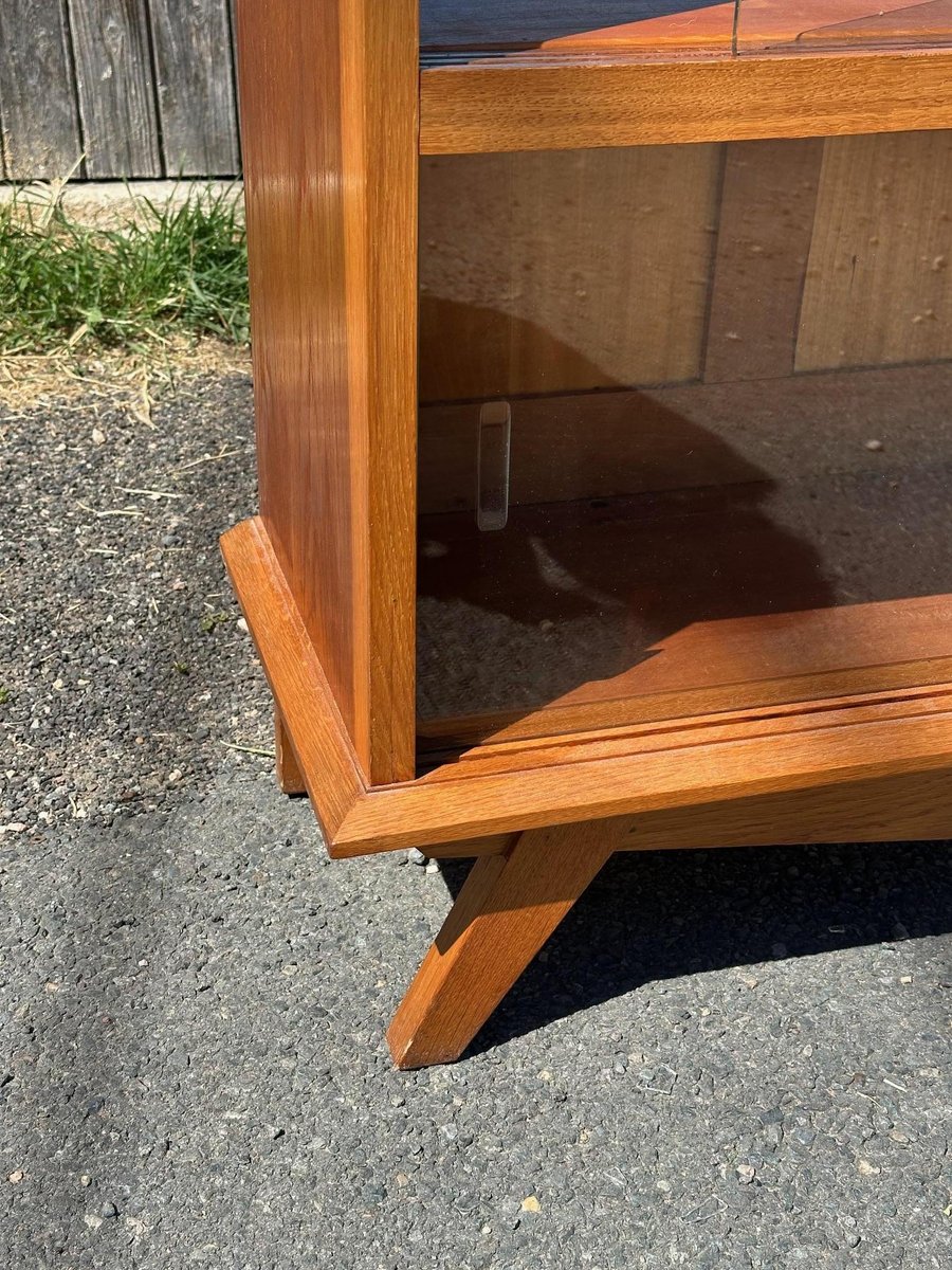 Vintage Walnut Showcase, 1960s for sale at Pamono