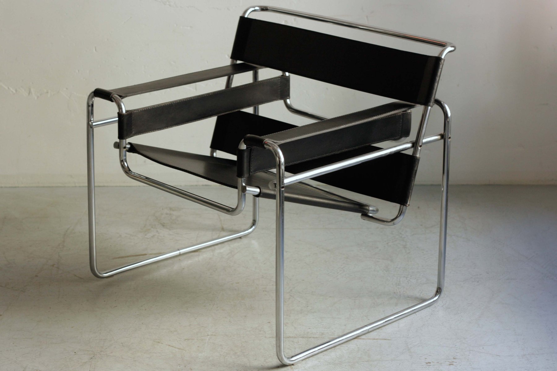 Sedia B3 Wassily Bauhaus nera di Marcel Breuer per Gavina in vendita su ...
