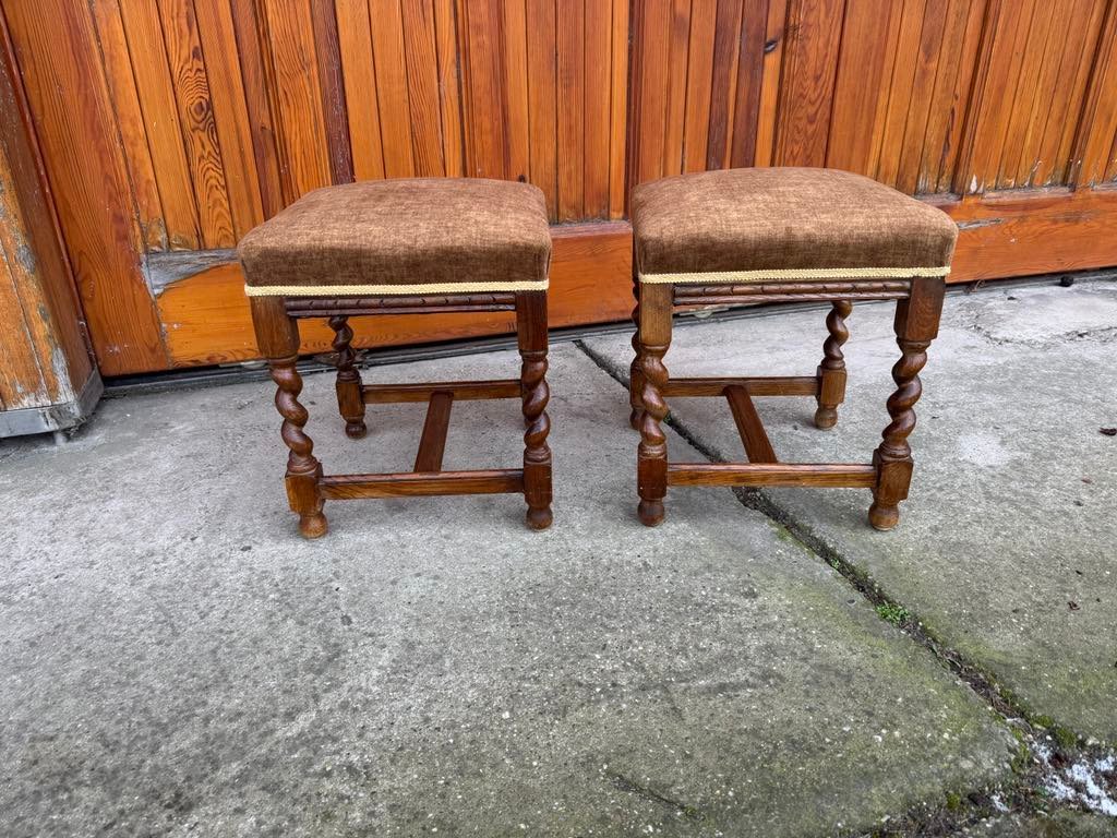 Set of Vintage Colonial Stools in Wood, 1950 for sale at Pamono