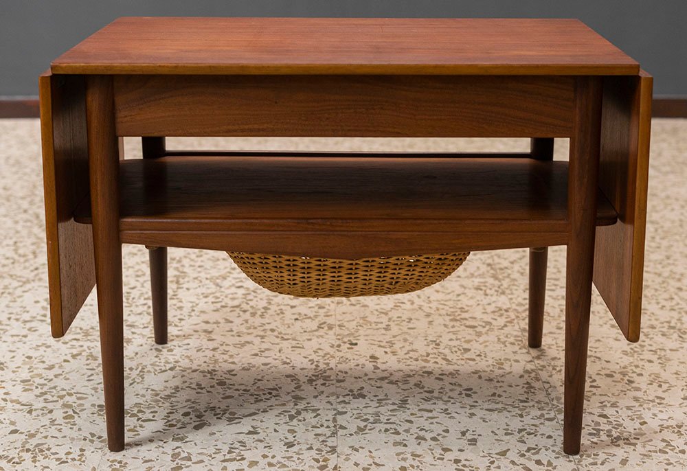 Extendable Sewing Coffee Table by Hans J. Wegner for Andreas Tuck ...