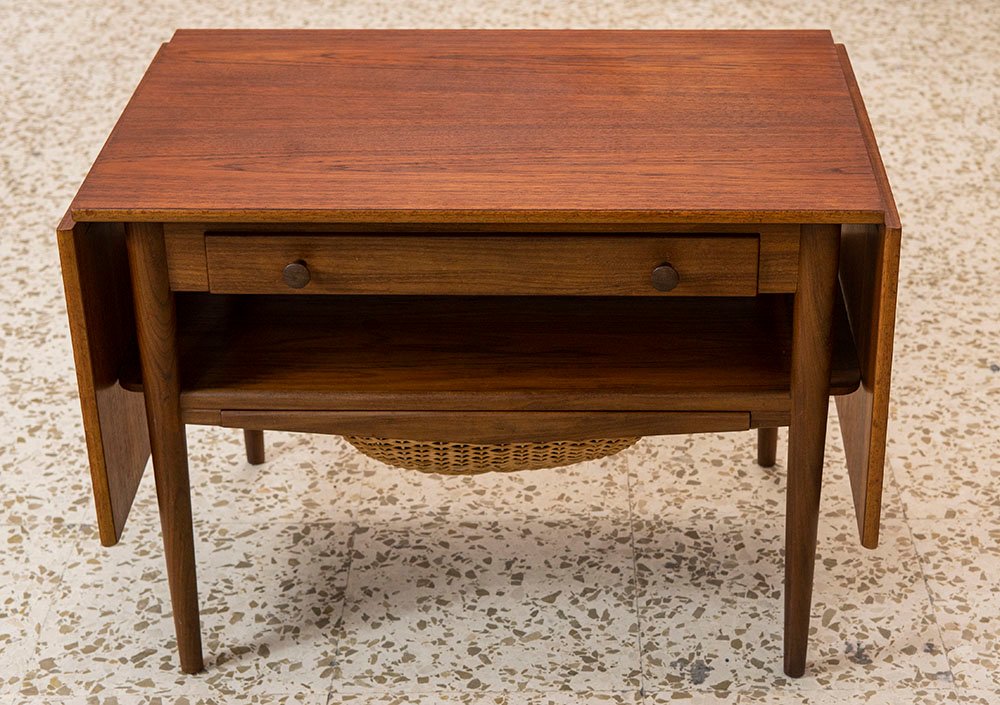 Extendable Sewing Coffee Table by Hans J. Wegner for Andreas Tuck ...