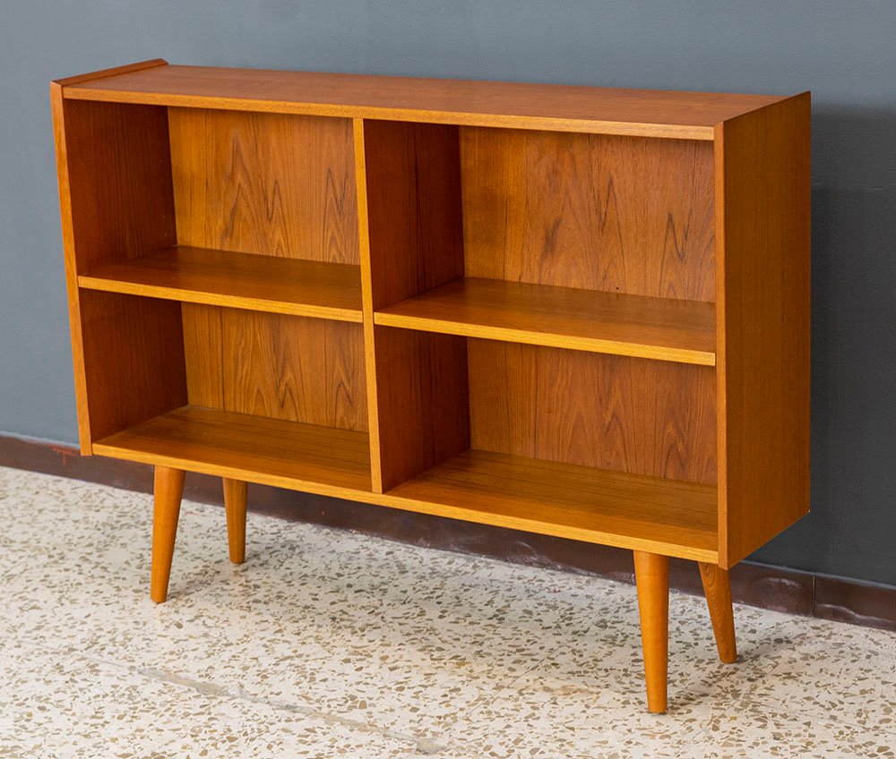 Small Teak Bookshelf from Ølholm Møbelfabrik, Denmark, 1960s for sale ...