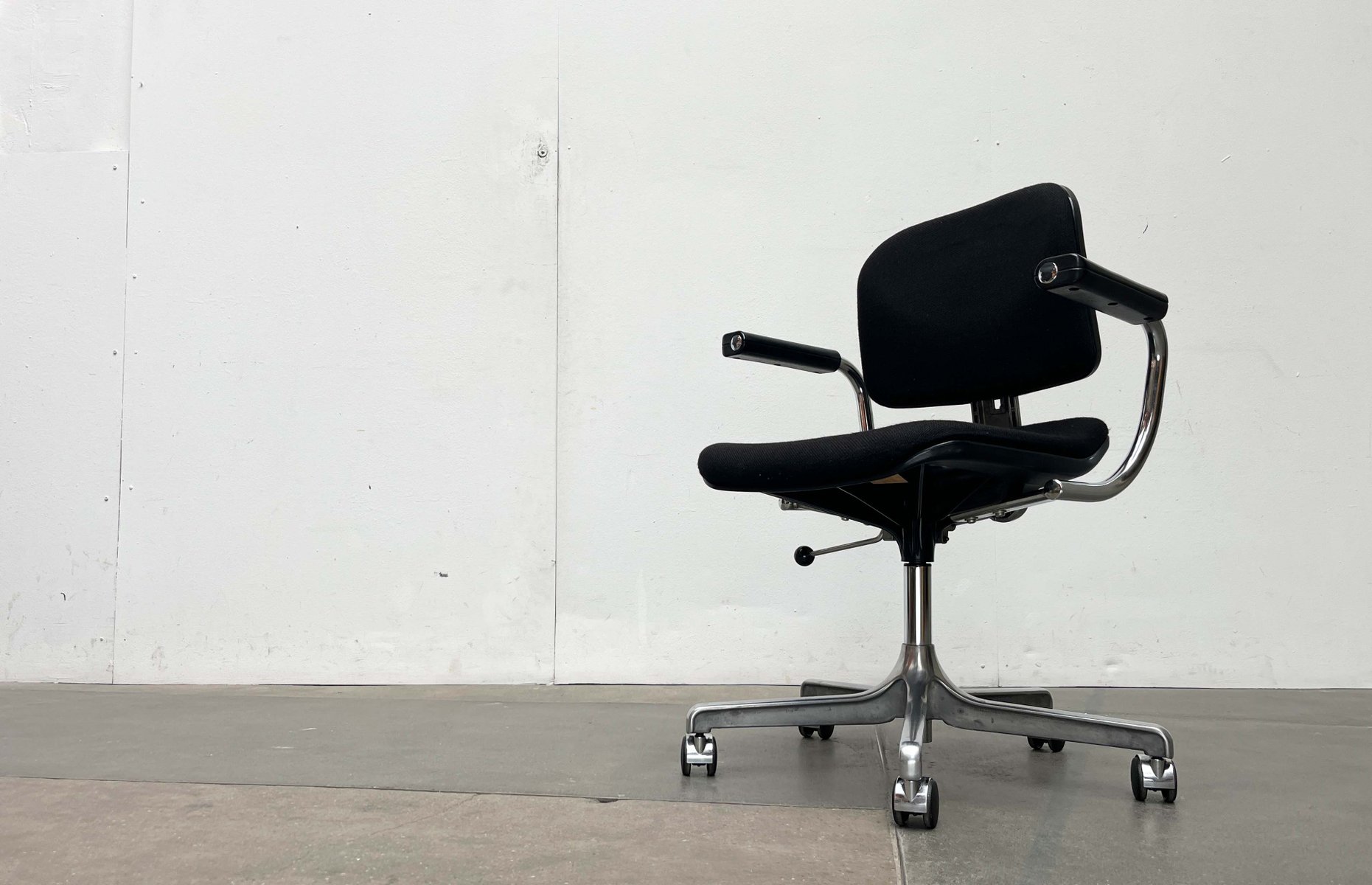 Vintage German Model Eurochair 5600 Office Swivel Chair by Fritz Makiol ...