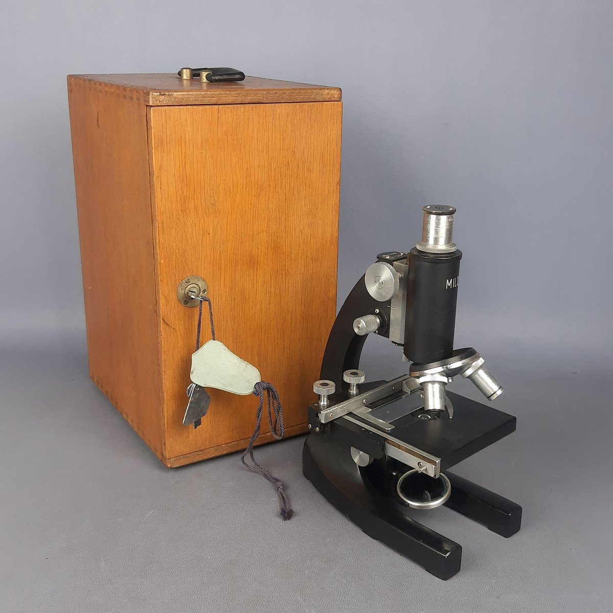 Laboratory Microscope Milo GC-3 N.171768 with Black Box and Accessories ...