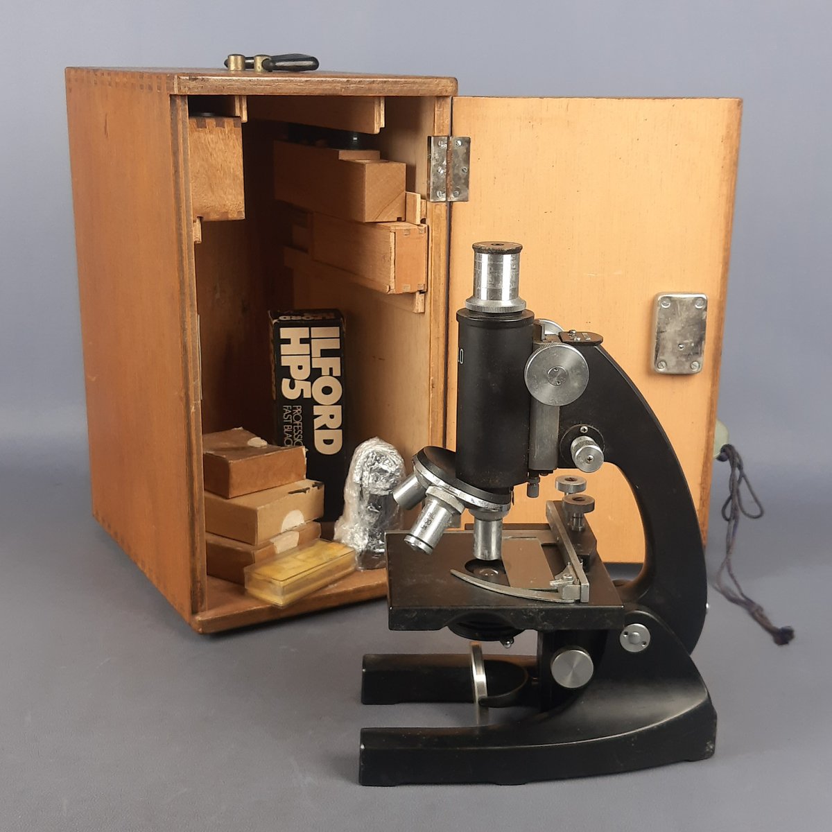 Laboratory Microscope Milo GC-3 N.171768 with Black Box and Accessories ...
