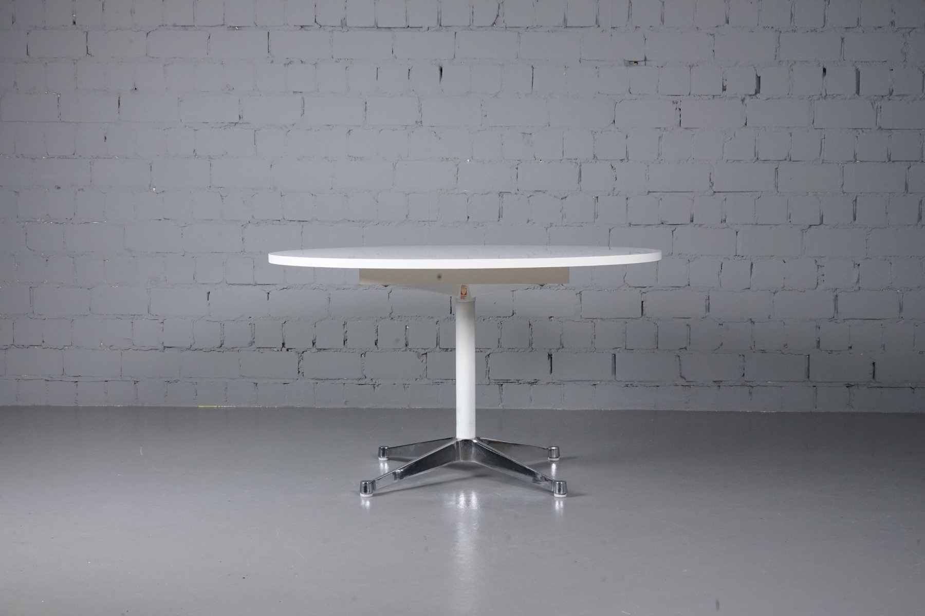 Round Vintage Extendable Dining Table by George Nelson for Herman ...