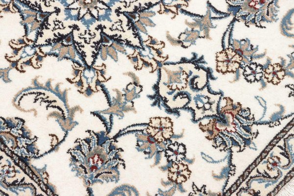 Nain Floral Pattern in Rug for sale at Pamono