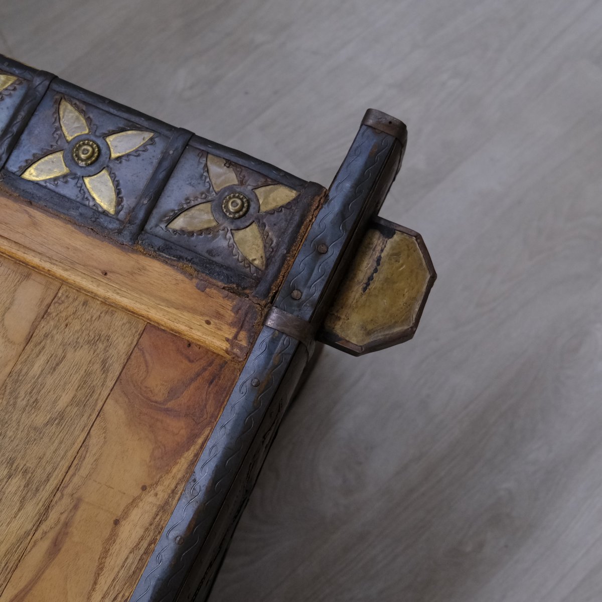 Antique Indian Coffee Table for sale at Pamono