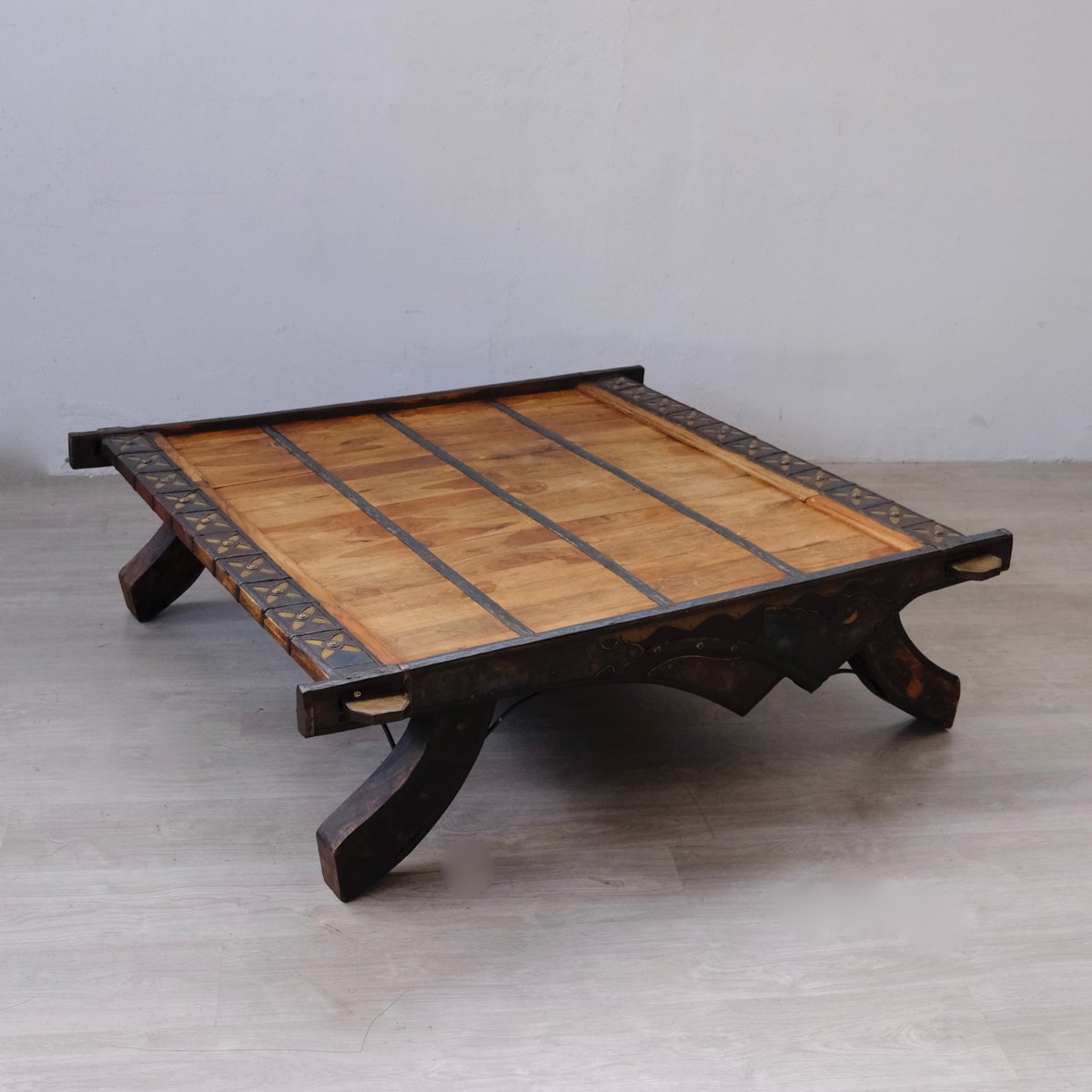 Antique Indian Coffee Table for sale at Pamono