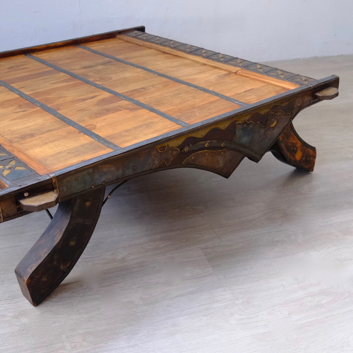 Antique Indian Coffee Table for sale at Pamono