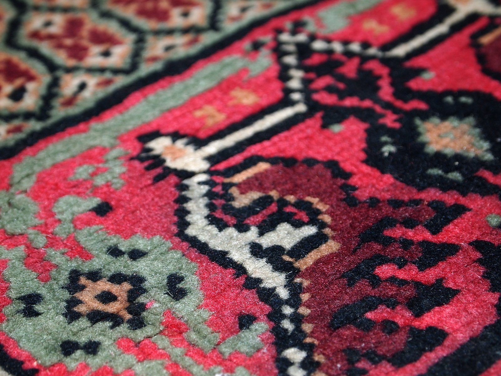Vintage Handmade Algerian Berber Rug, 1970s for sale at Pamono