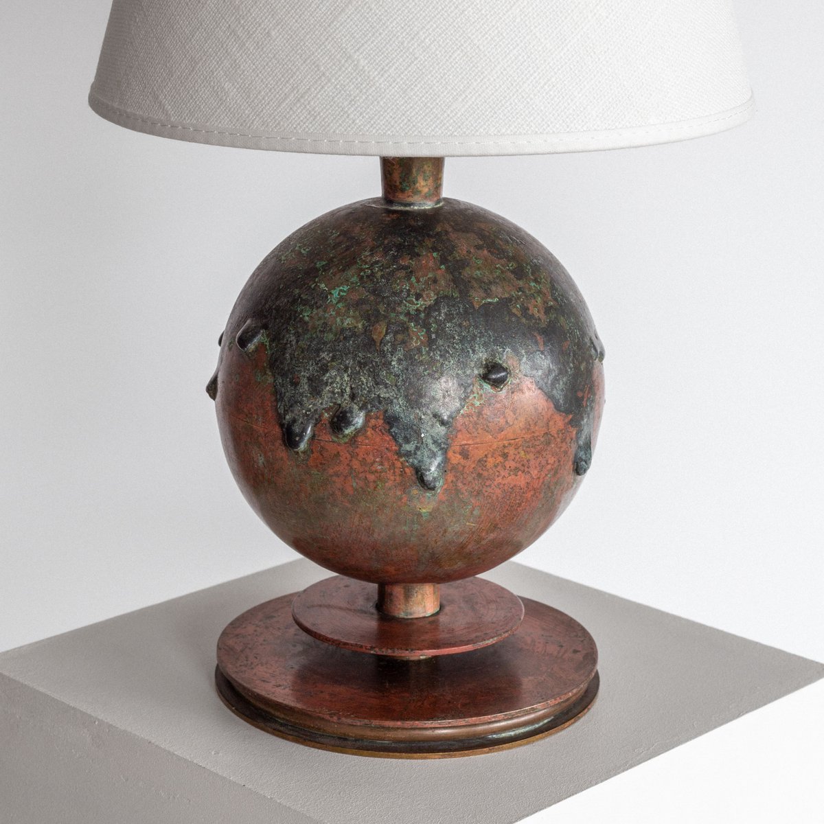 Art Deco Spherical Bronze Table Lamp, Sweden, 1930s for sale at Pamono