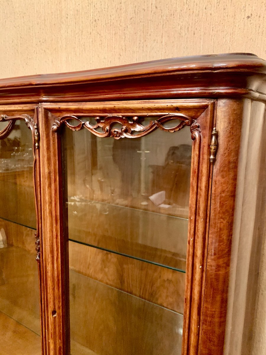 Italian Walnut Burl Chippendale Display Cabinet, 1960s for sale at Pamono