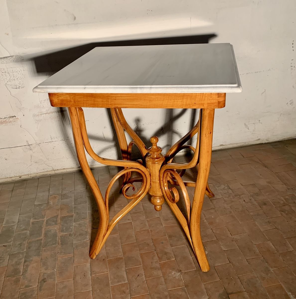 Bistro Table by Jacob & Josef Kohn for Thonet, 1904 for sale at Pamono