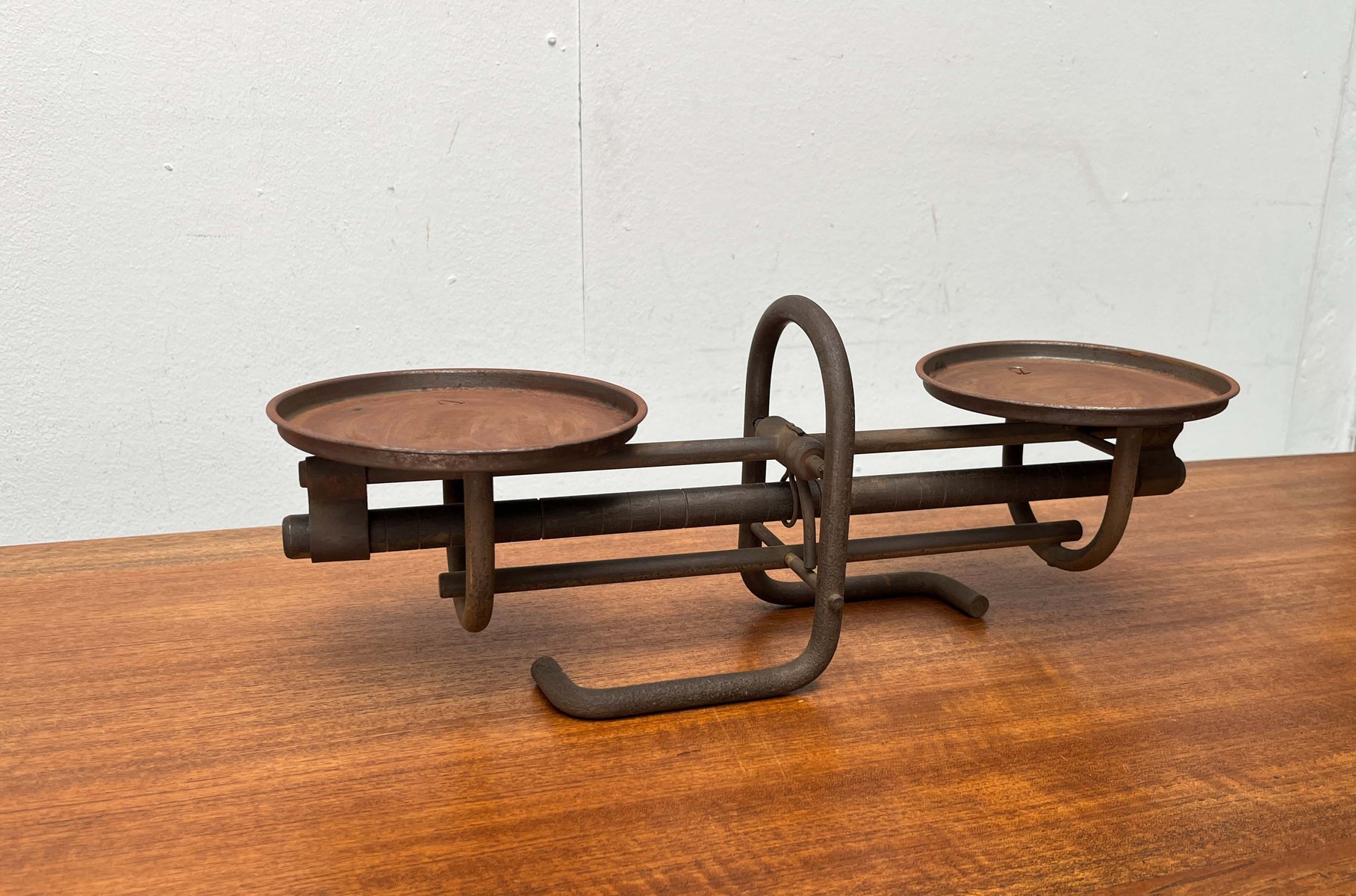 Art Deco Minimalist Metal Balance Beam Scale for sale at Pamono