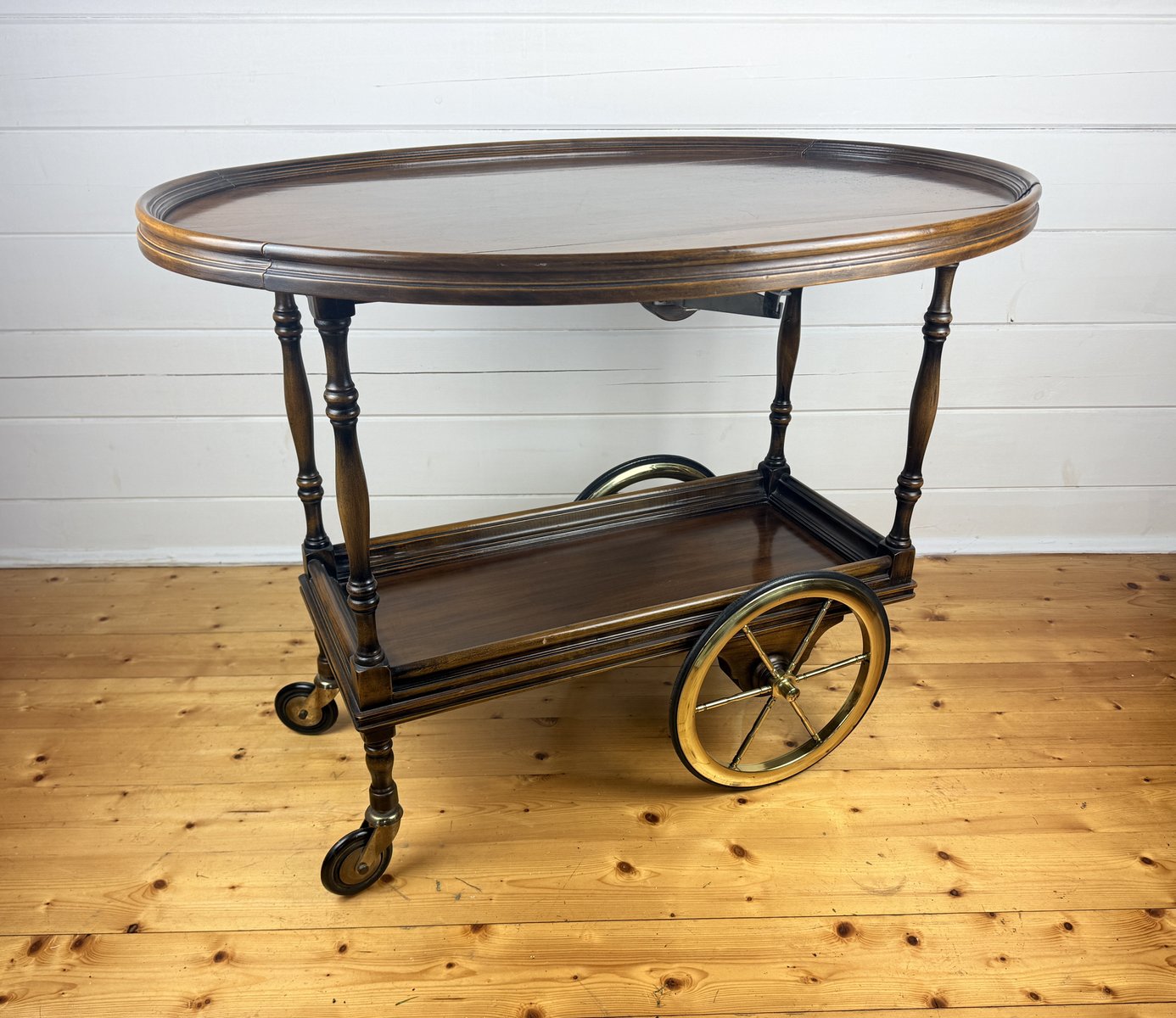 Vintage Wooden Tea Trolley with Drop-Leaf Sides, 1960s for sale at Pamono