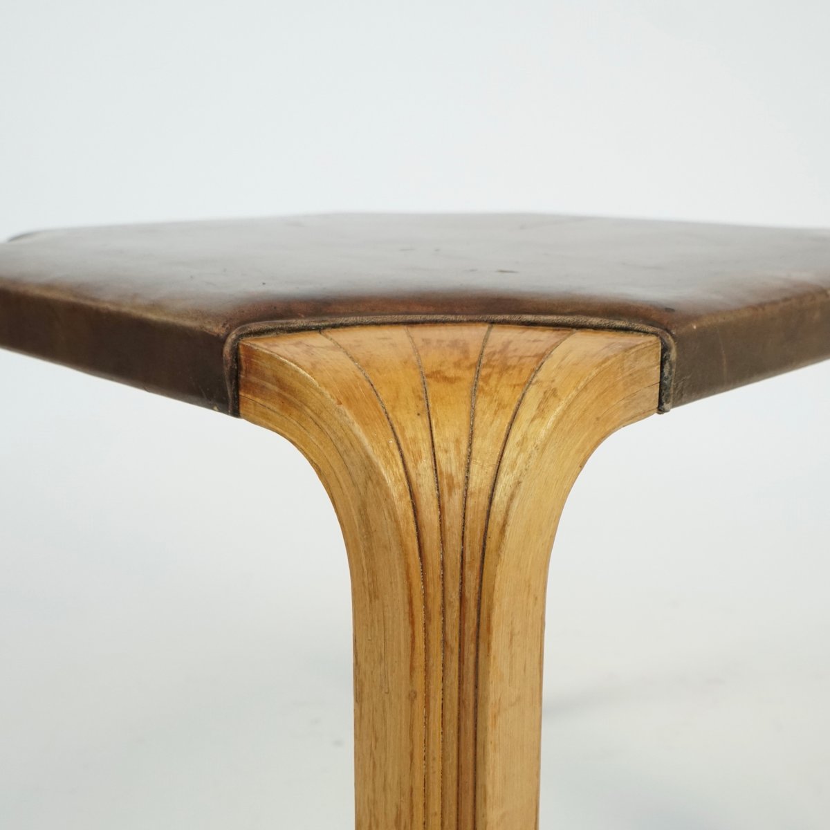 Stool Model X602 by Alvar Alto for Artek 1950s for sale at Pamono