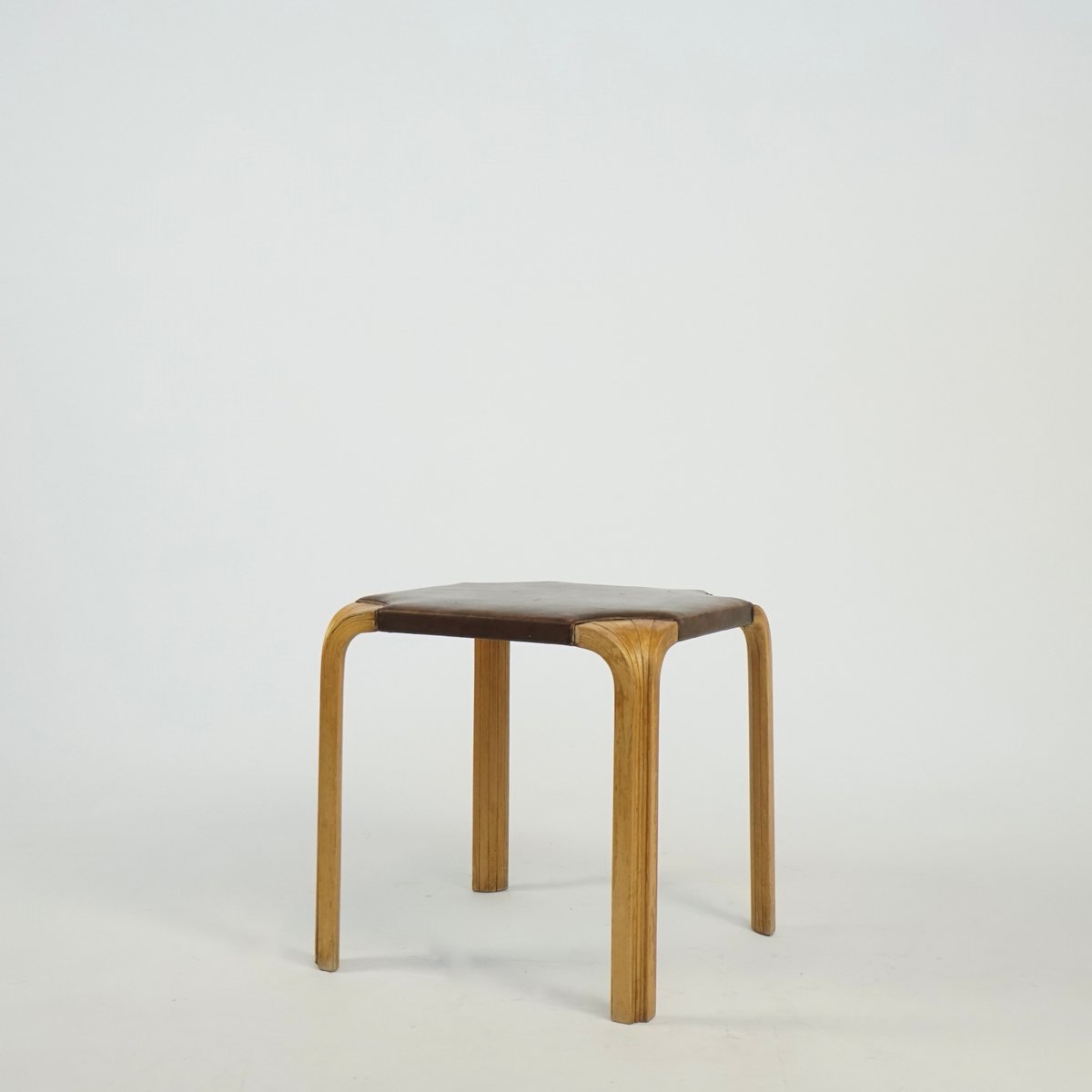 Stool Model X602 by Alvar Alto for Artek 1950s for sale at Pamono