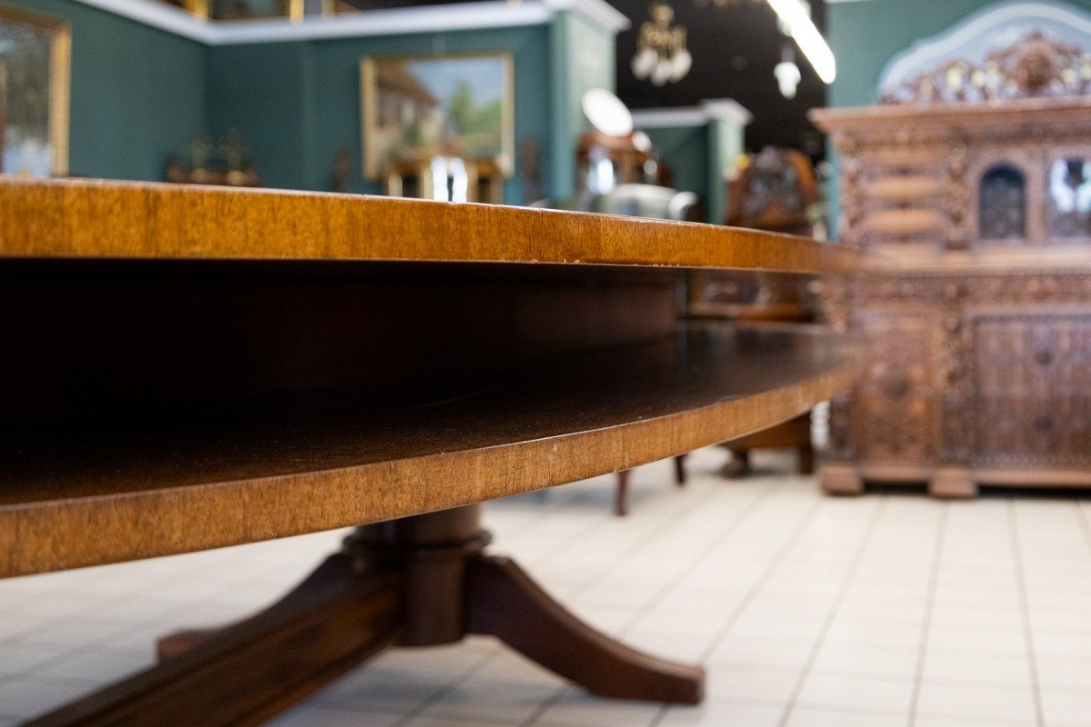 Large Antique Oval Conference Table, 1890s for sale at Pamono