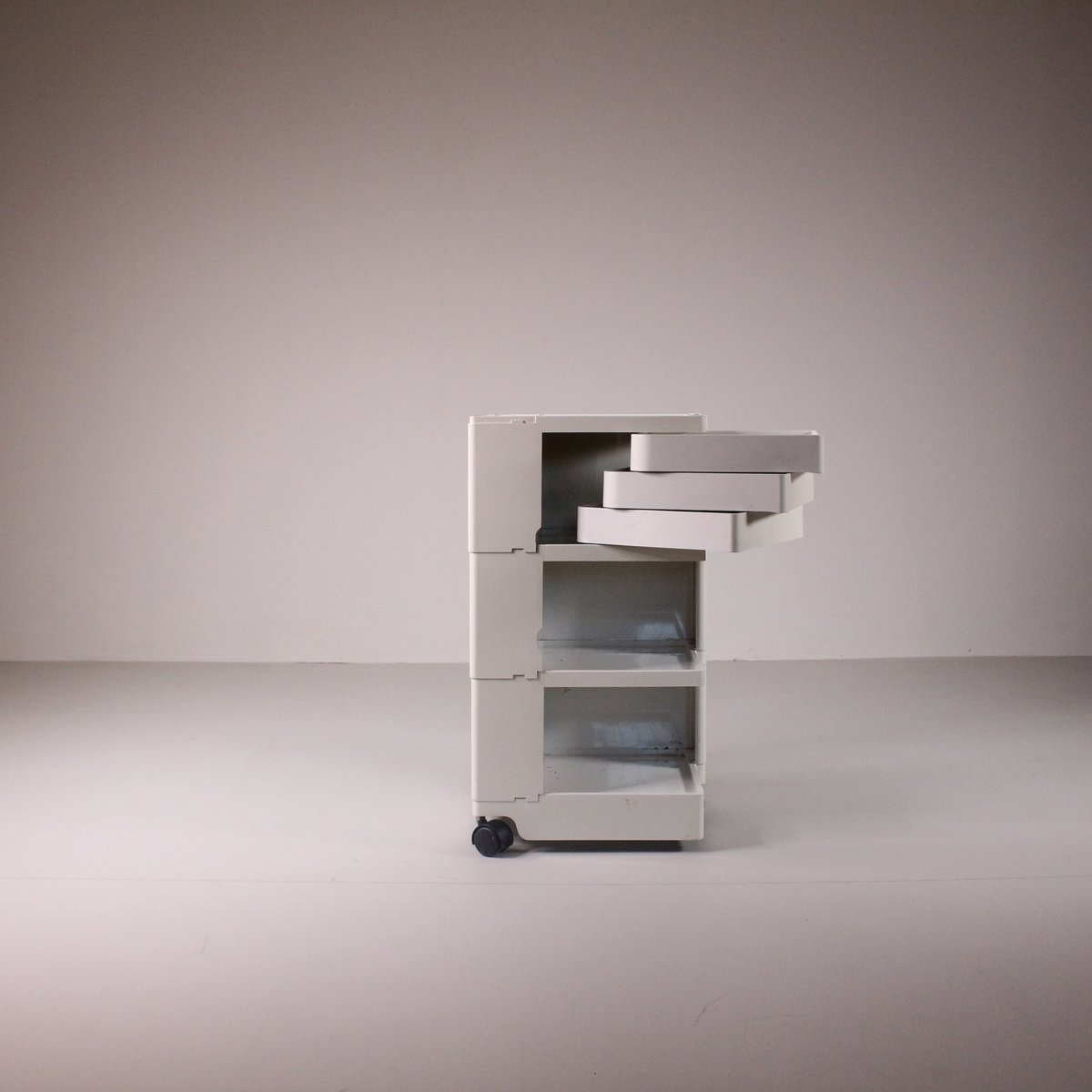 White Boby Cart by Joe Colombo for Bieffeplast for sale at Pamono