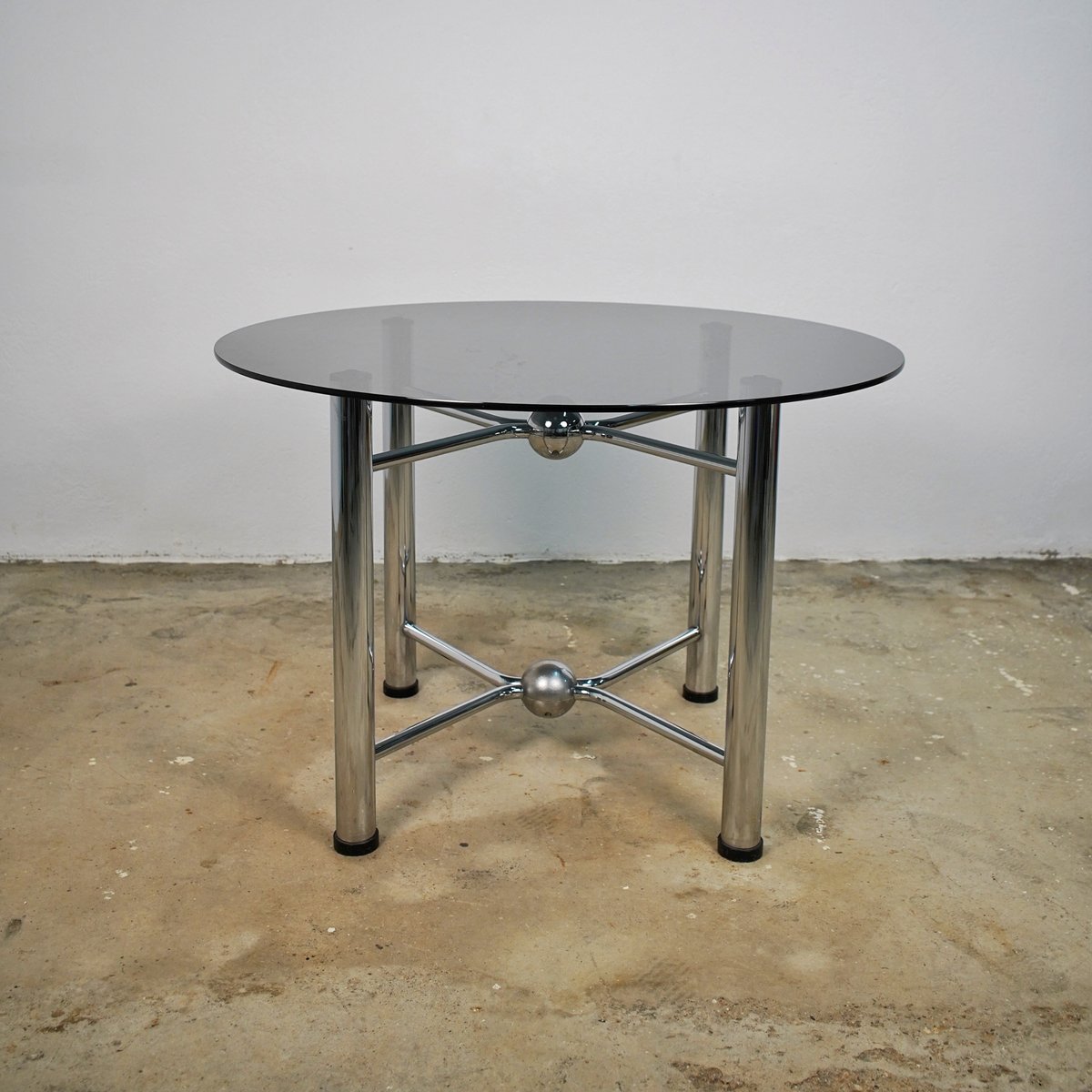 Space Age Dining Table for sale at Pamono