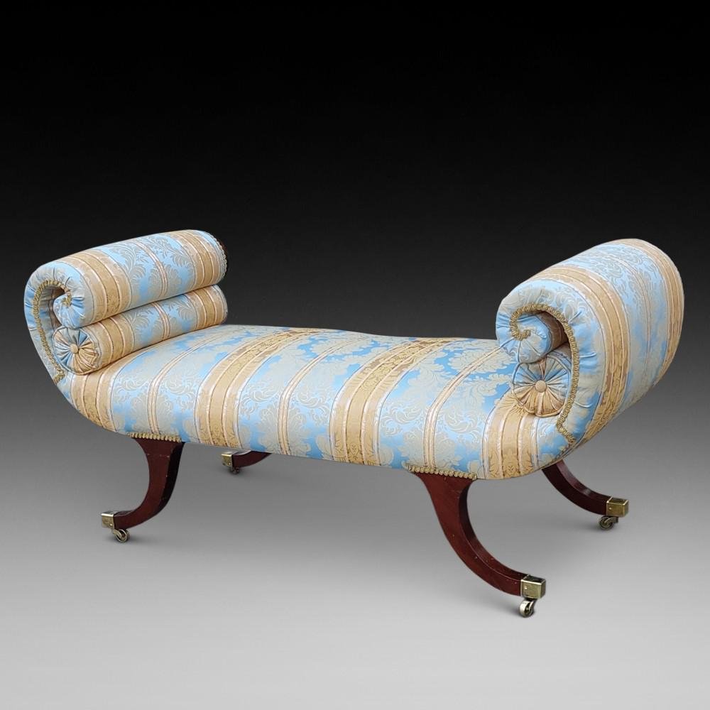 Edwardian Mahogany and Inlaid Window Seat for sale at Pamono