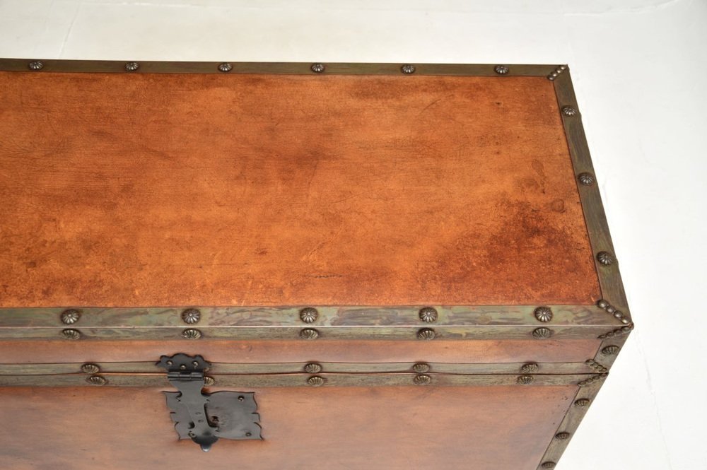 Antique Leather Bound Chest, 1880s for sale at Pamono