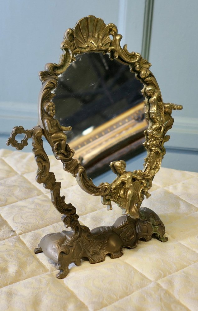 Miroir Arts and Crafts Style Gothique en Laiton, 1920s en vente sur Pamono
