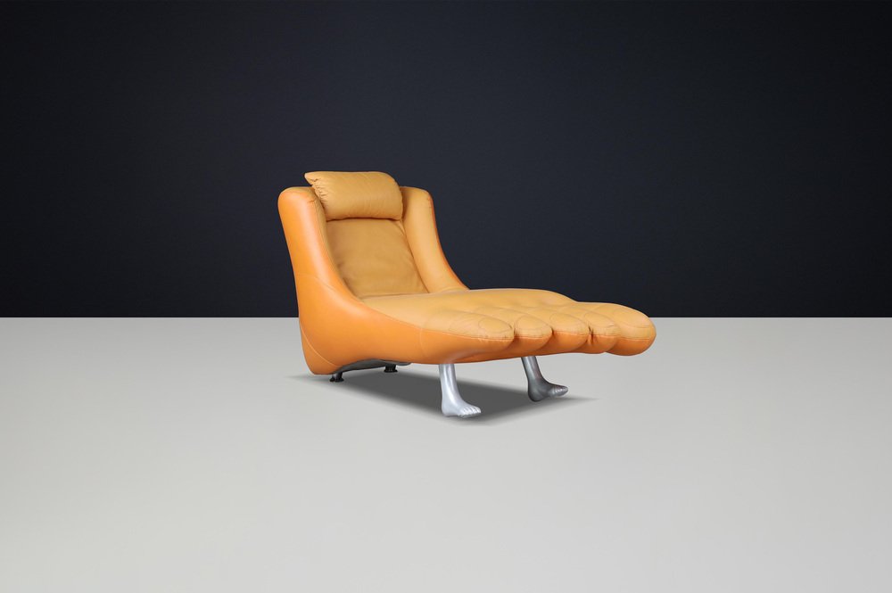 Surrealist Postmodern Foot-Shaped Lounge Chair by Gaetano Pesce ...